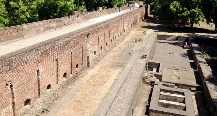 Shaniwar Wada | Timings, Entry Ticket Fee | Pune Tourism
